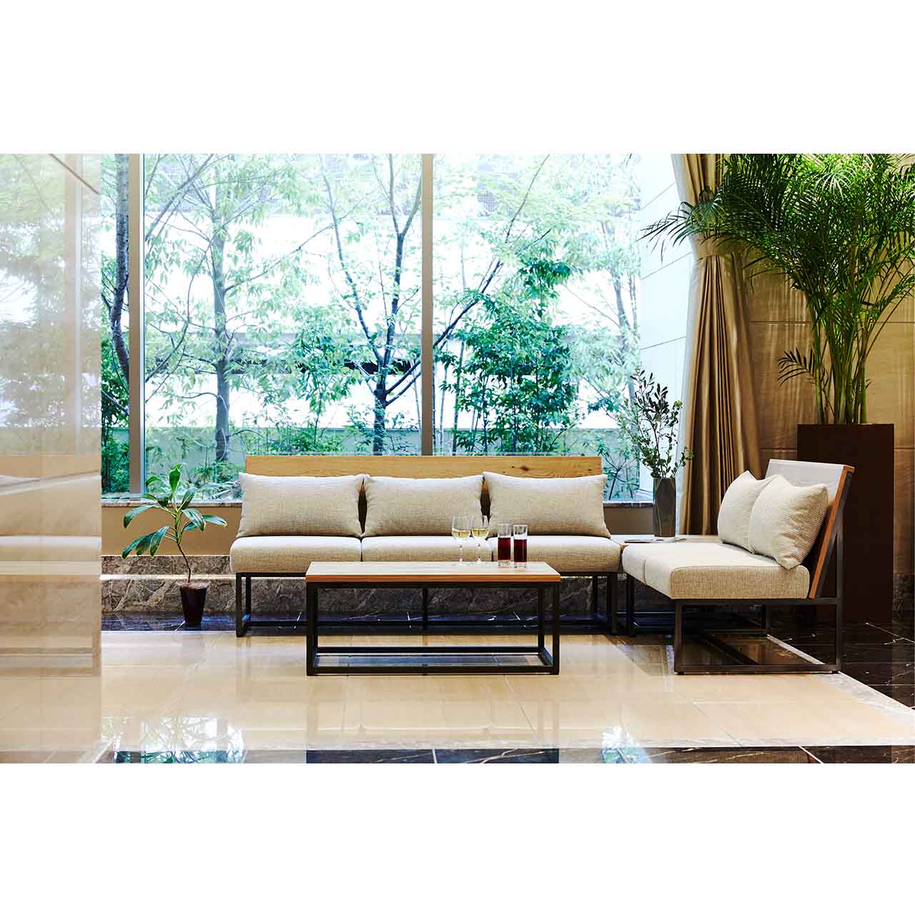 ロビーチェアの選び方と導入事例15選｜病院・オフィス・サロンなどにおすすめ | 飲食店家具・オフィス家具・ホテル家具 ・キッズ家具・店舗家具の株式会社キノシタ